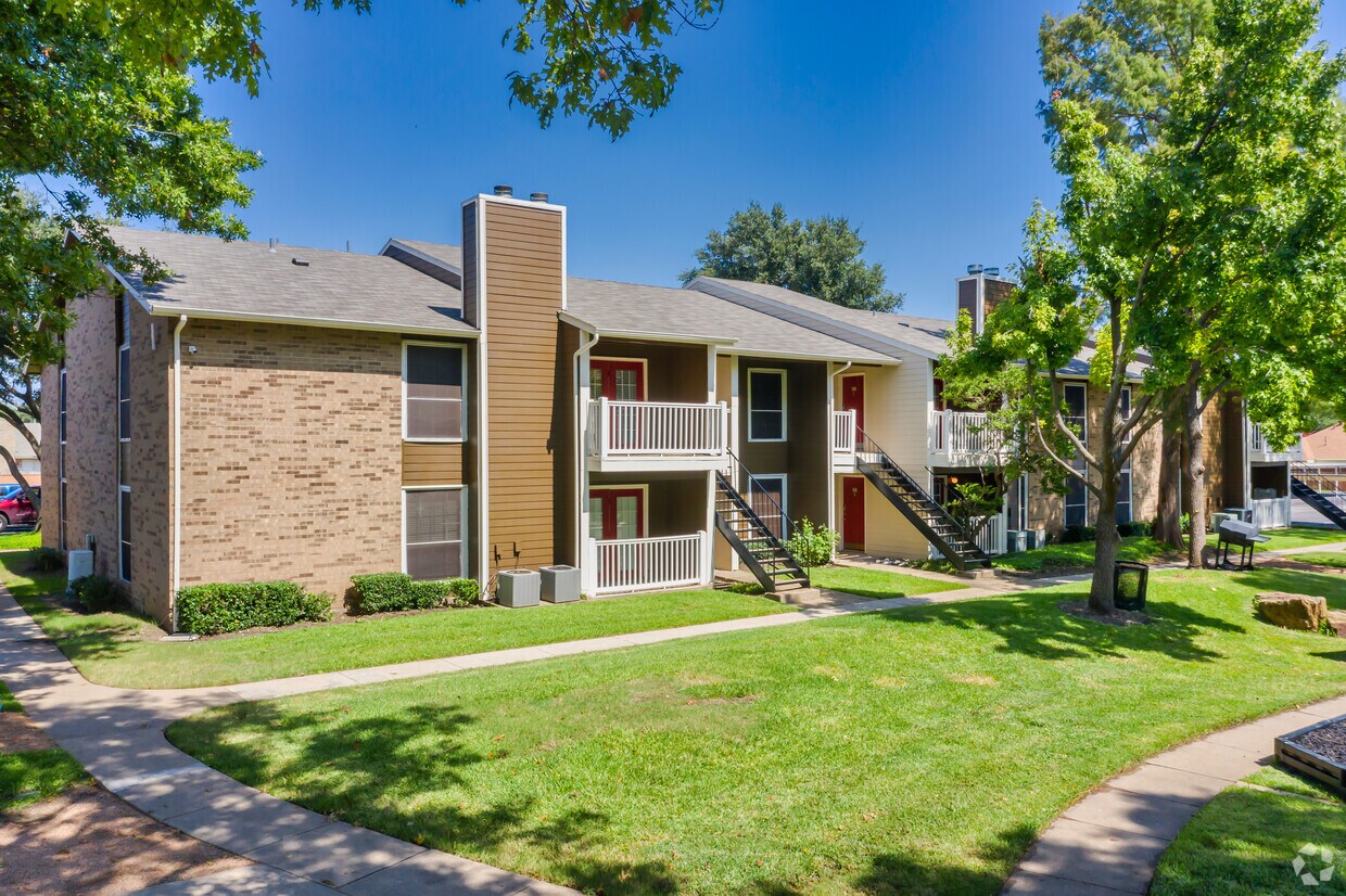 Cutters Point Apartment Homes Apartments - 1111 Abrams Rd Richardson ...