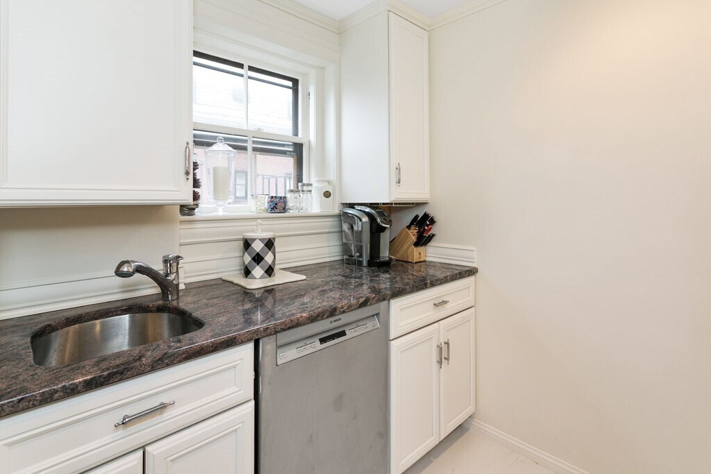 235 Beacon St Unit 3A, Boston, MA 02116 - 235 Beacon St Boston, MA ...