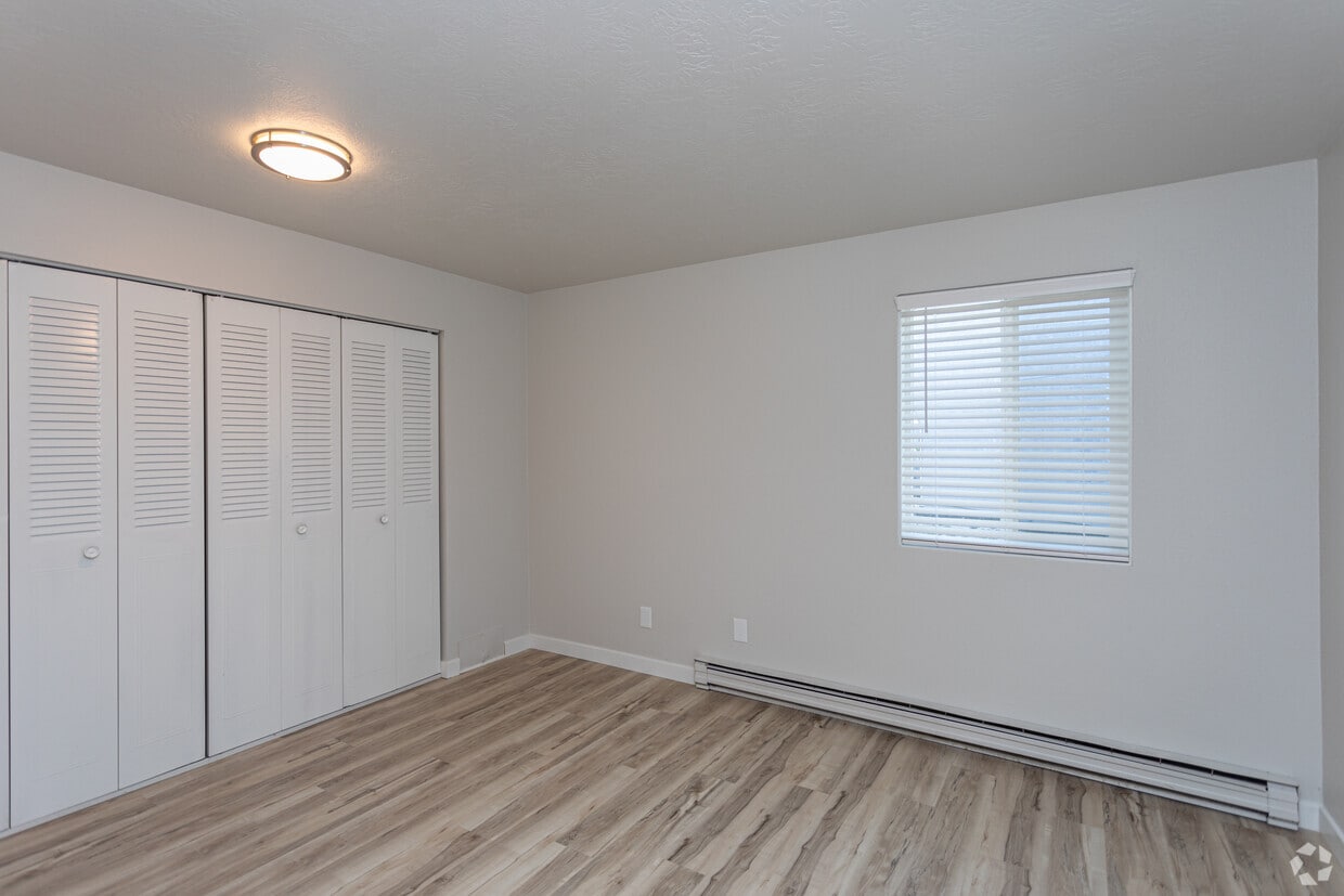 Curtis Junction Apartments - 563 S Curtis Rd Boise, ID 83705 ...