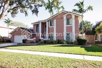 Fox Run Estates Apartments for Rent with Hardwood Floors - Plantation ...