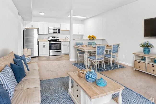 River Terrace Apartments for Rent with a Walk-In Closet - Hampton, VA ...