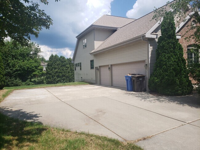 4309 Flyway Ct, Middleton, WI 53562 - House Rental in Middleton, WI ...