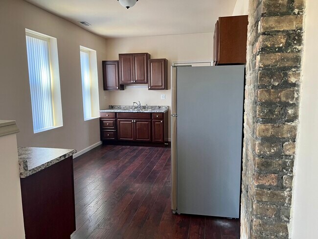 12705 Honore St Unit 2S, Blue Island, IL 60406 Apartments - 12705 ...