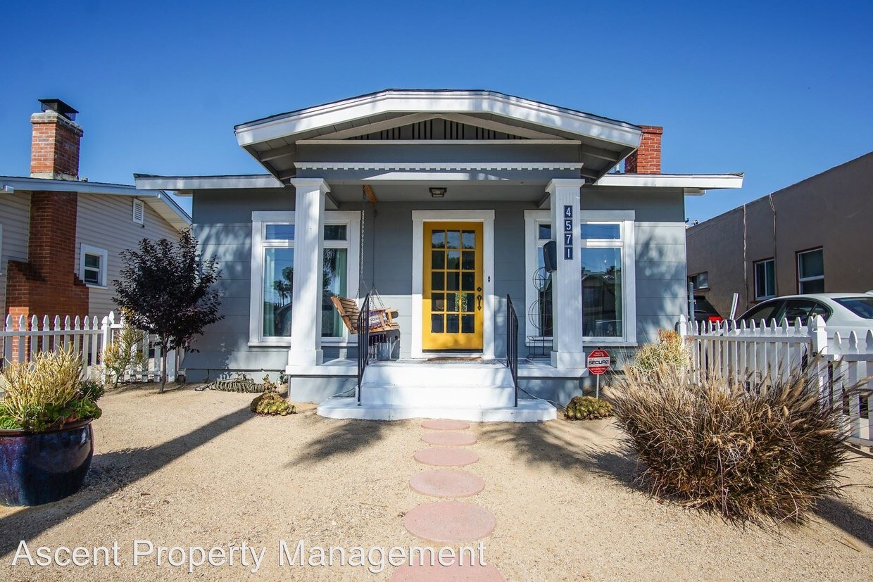 4571 Kansas St, San Diego, CA 92116 - House Rental in San Diego, CA ...