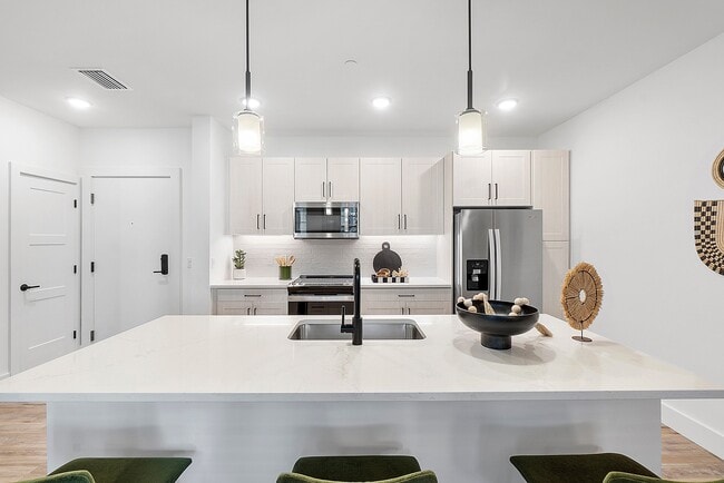 Brez at Atlantic Crossing - Apartments in Delray Beach, FL | Apartments.com