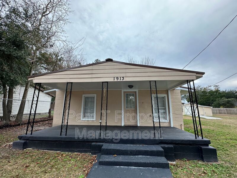 1913 Cowan Ave, Savannah, GA 31405 - House Rental in Savannah, GA ...