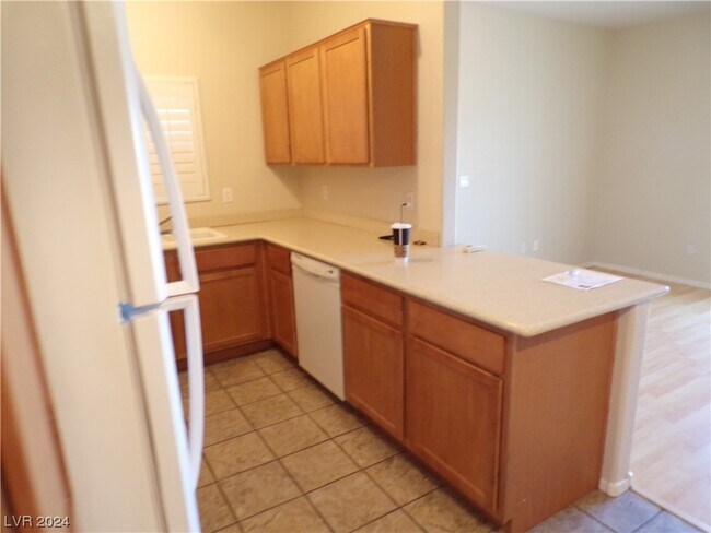 2291 W Horizon Ridge Pkwy Unit 7242, Henderson, NV 89052 - Condo for ...