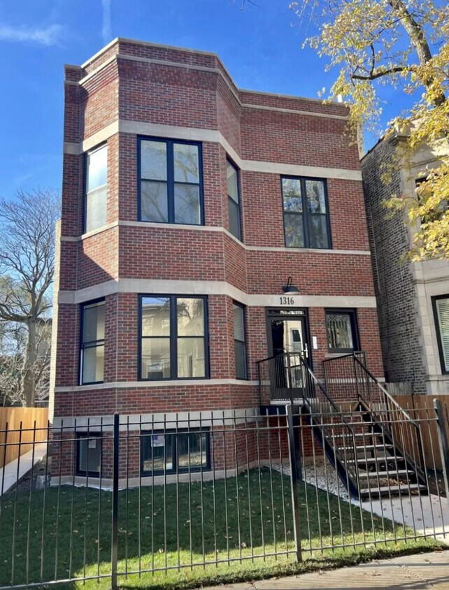 1316 N Maplewood Ave, Chicago, IL 60622 - House Rental in Chicago, IL ...