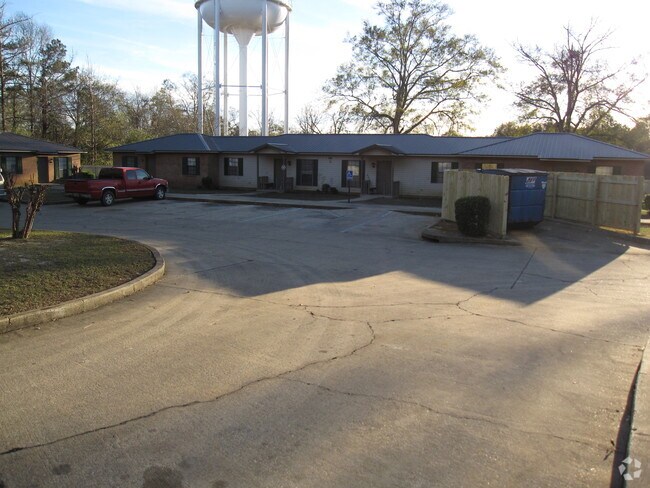 Apartments for Rent with Utilities Included in Highland Home AL