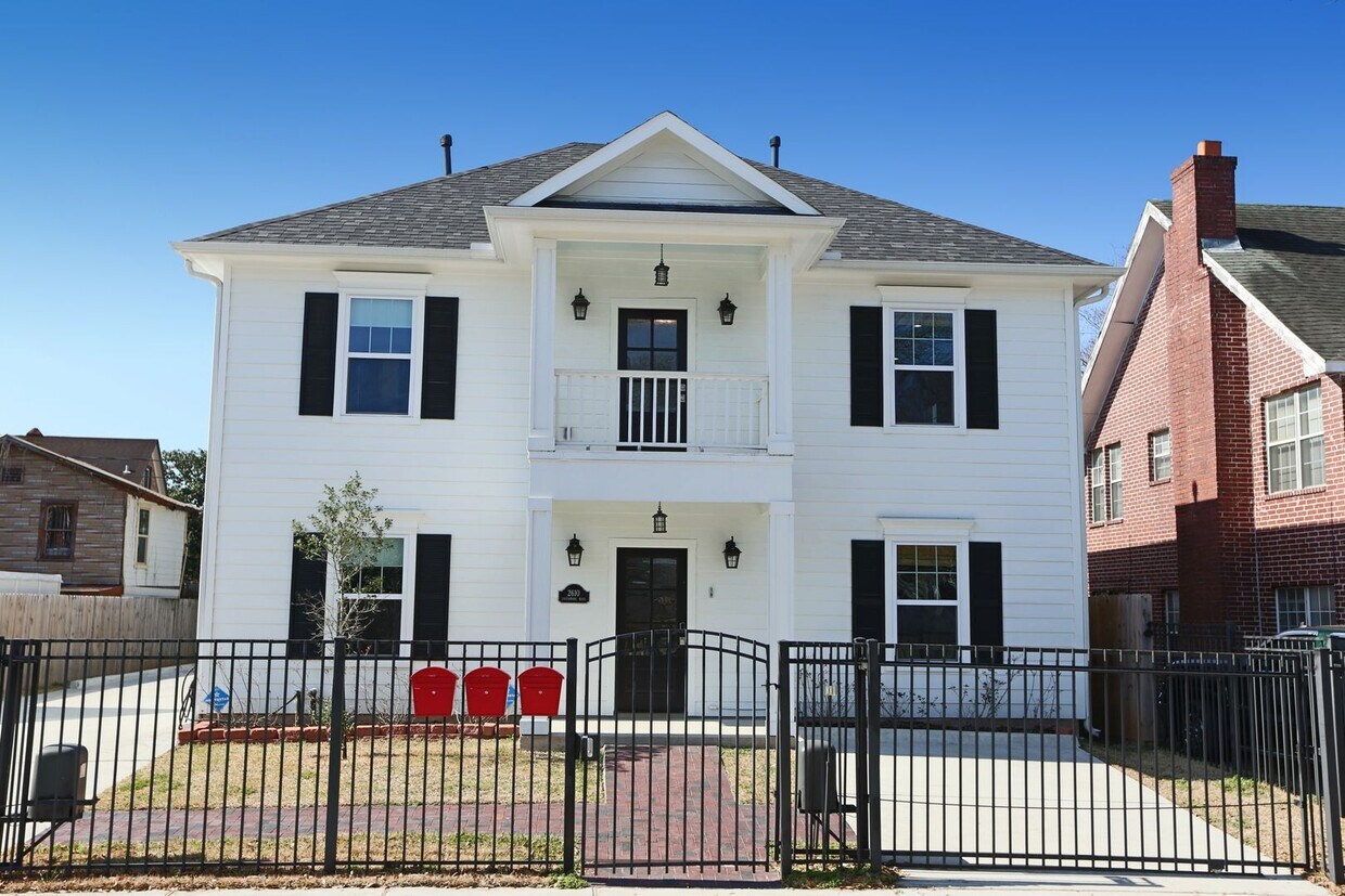 2610 Southmore Blvd Houston, TX 77004 - Alquileres en Houston, TX ...