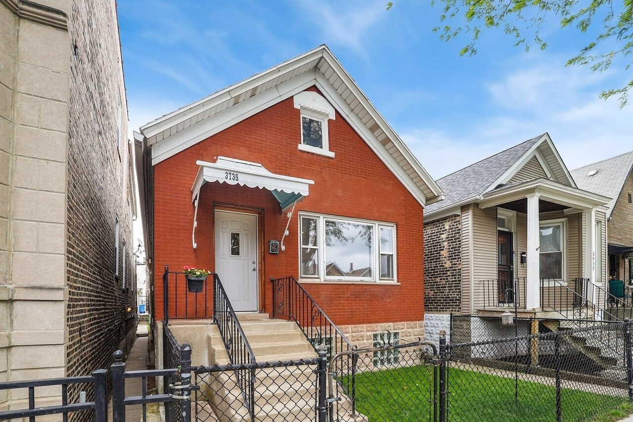 3735 S Lowe Ave, Chicago, IL 60609 - House Rental in Chicago, IL ...
