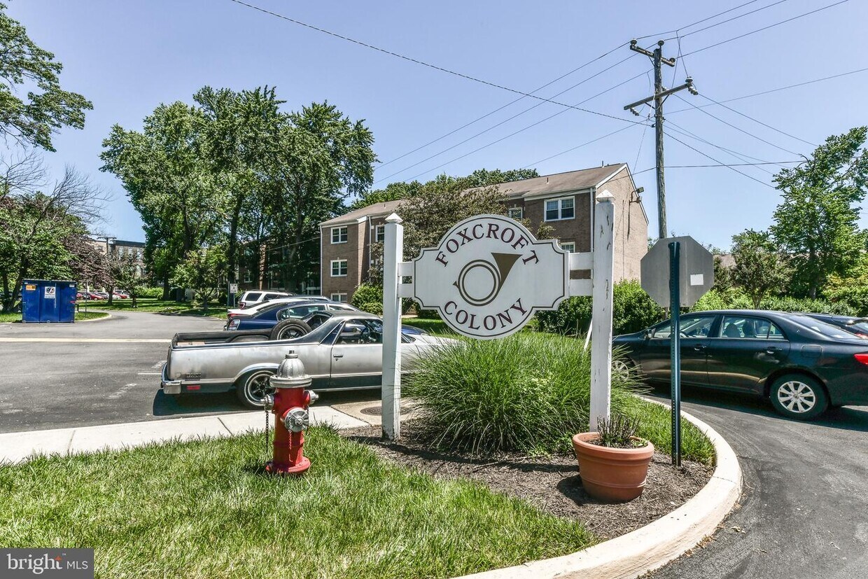 9485 Fairfax Blvd Unit 301, Fairfax, VA 22031 - Condo for Rent in ...