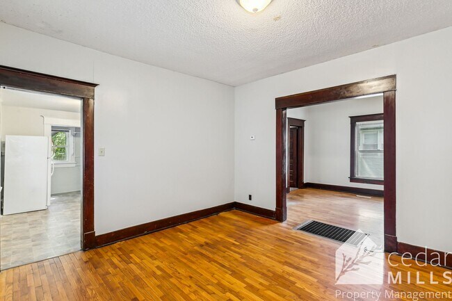 1642 N Holyoke St Unit 1642 N. Holyoke, Wichita, KS 67208 - Room for ...