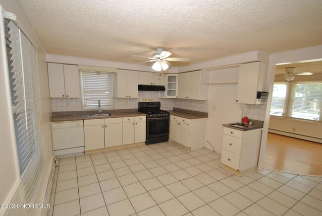 80 Breton Harbor Dr, Toms River, NJ 08753 - House Rental in Toms River ...