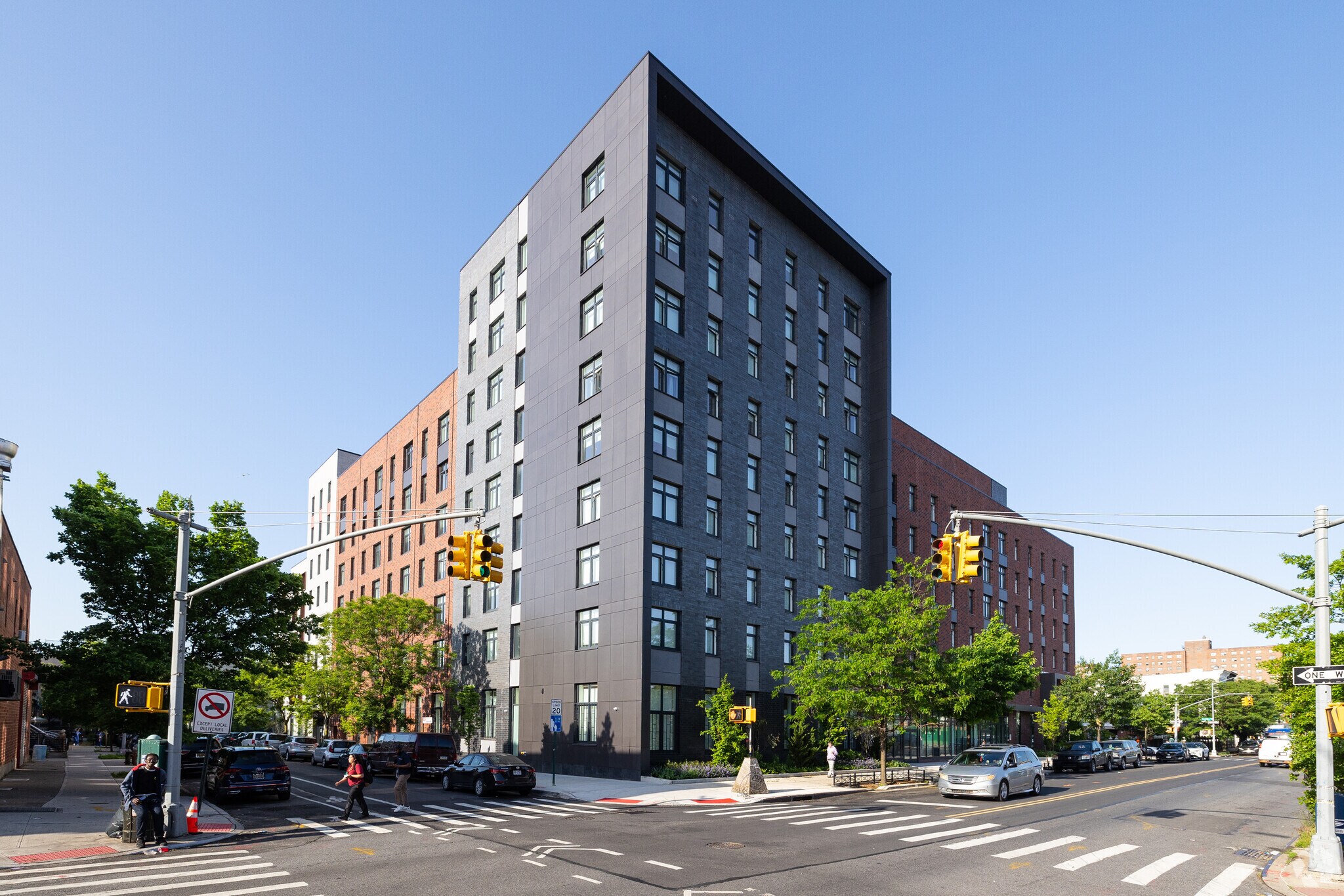 Help Hinsdale B - 504 Sutter Ave Brooklyn, NY 11207 | Apartments.com