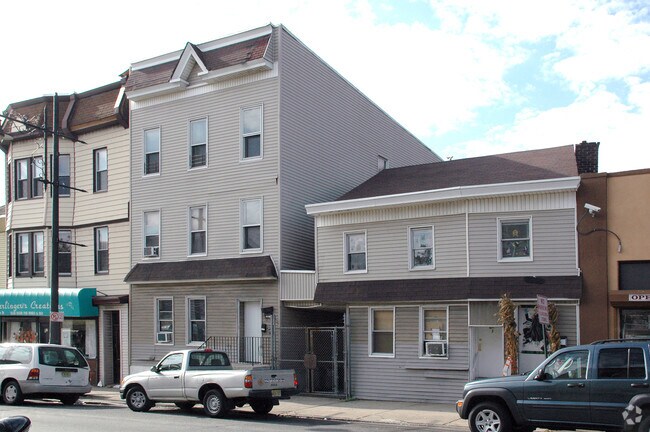 604-606 Main St Paterson, NJ 07503 Rentals - Paterson, NJ | Apartments.com