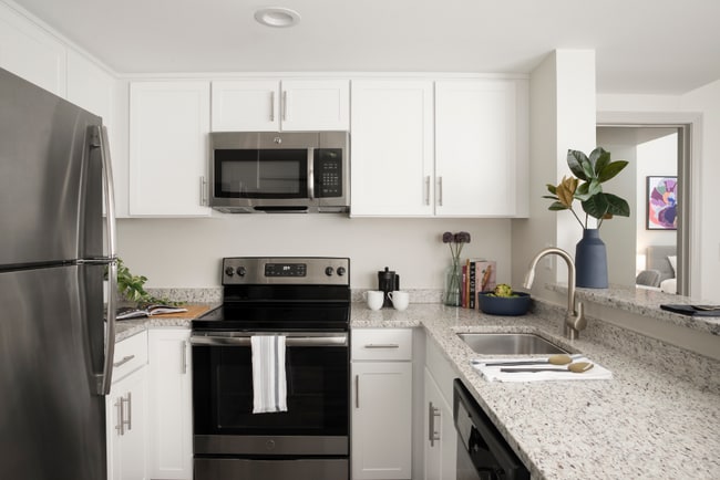 Granada Highlands Apartments for Rent with Washer & Dryer - Malden, MA ...