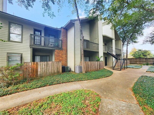 17417 Red Oak Dr Unit 109, Houston, TX 77090 - Condo for Rent in ...