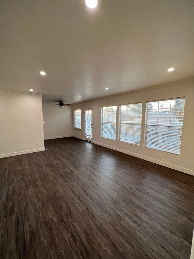 14775 San Fernando Mission Blvd, Mission Hills, CA 91345 - House Rental ...