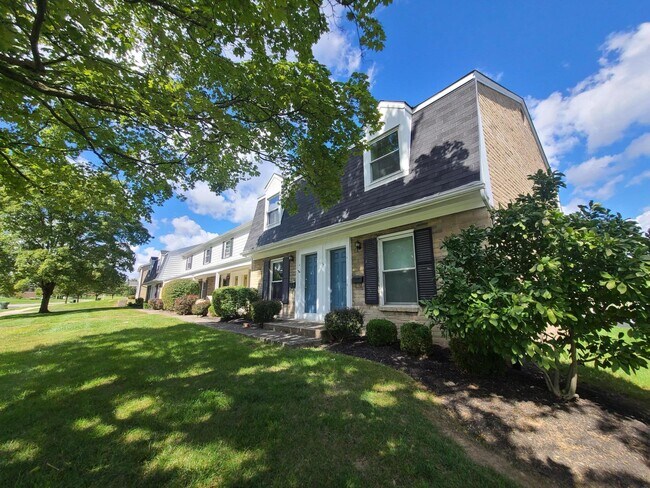 5076 Godown Rd Unit #B, Columbus, OH 43220 - Room for Rent in Columbus ...