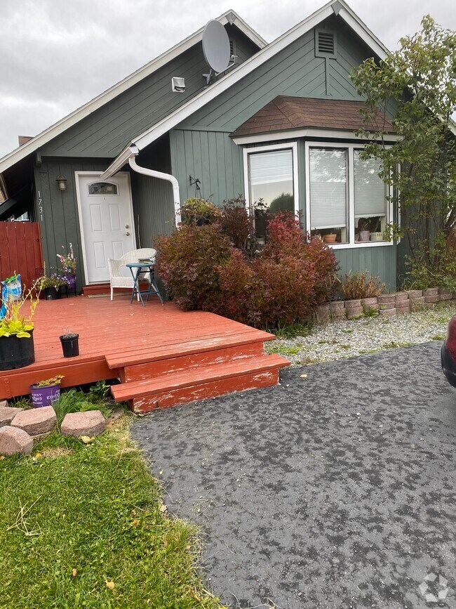 Abbott Loop Apartments for Rent with a Yard - Anchorage, AK - 2 Rentals ...