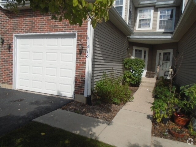 Townhomes for Rent Near Me - Find Nearby Townhouse | Apartments.com