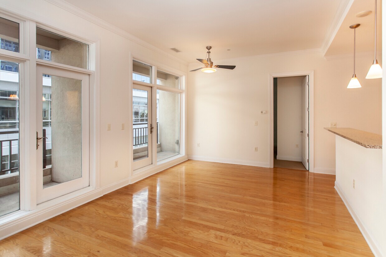 230 S Tryon St Unit 309, Charlotte, NC 28202 - Condo for Rent in ...