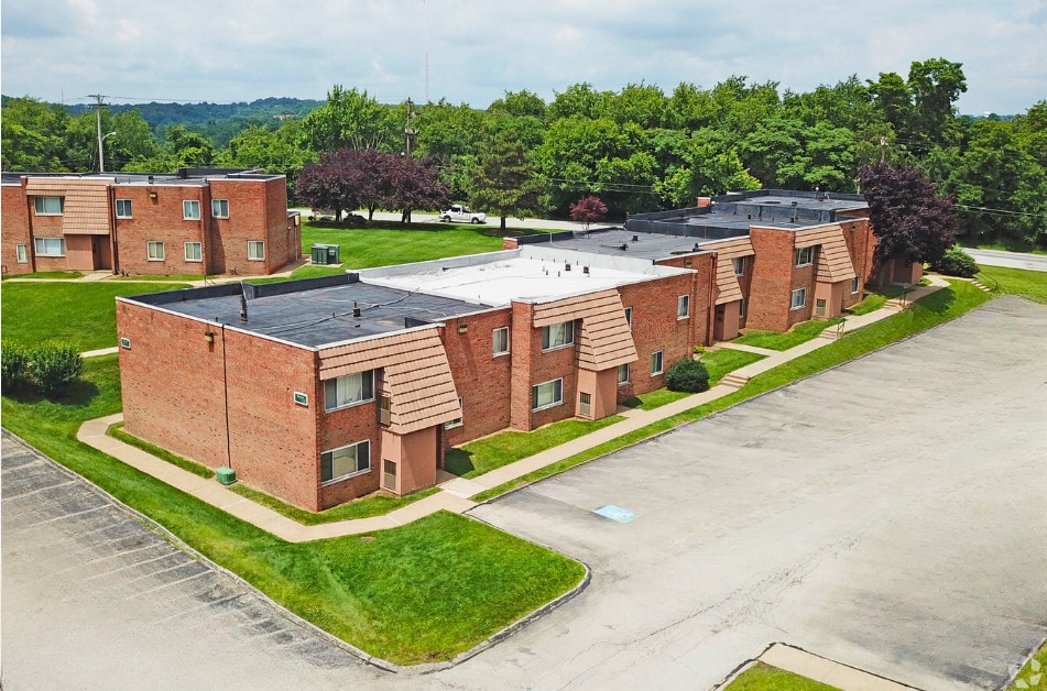 Brinton Manor - 3000 Locust St Pittsburgh, PA 15221 | Apartments.com