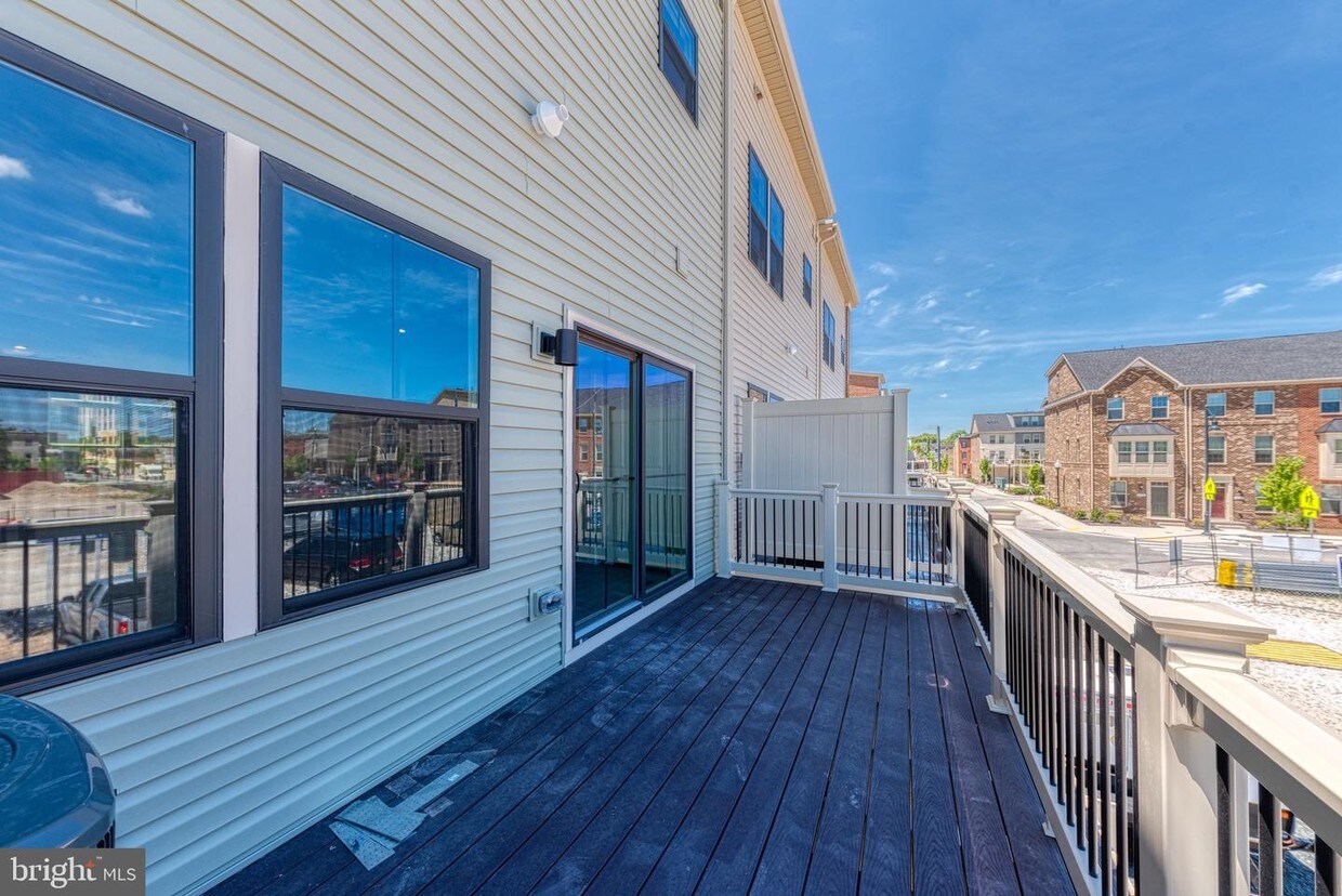 1009 Rutland Ave, Baltimore, MD 21213 - Townhome Rentals in Baltimore ...