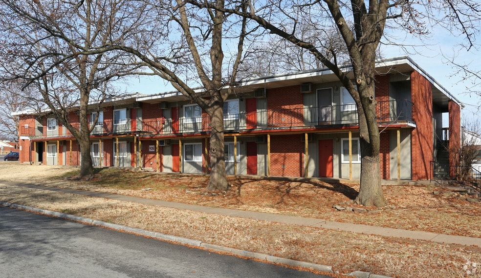 Apartments near Perimeter Behavioral Hospital of Springfield in ...