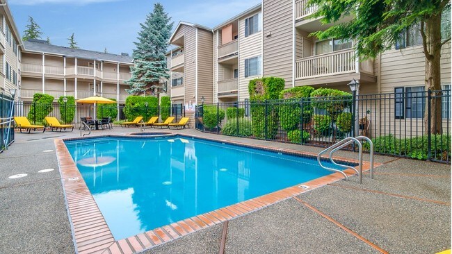 Bayview Apartment Homes Apartments - Federal Way, WA | Apartments.com