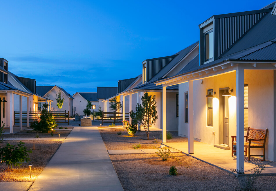 South Guadalupe Trail Houses for Rent with High Ceilings - 2 Homes ...