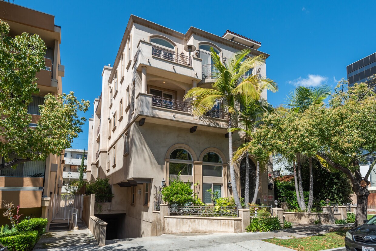 315 S Willaman Dr Unit # 301, Los Angeles, CA 90048 - Condo for Rent in ...