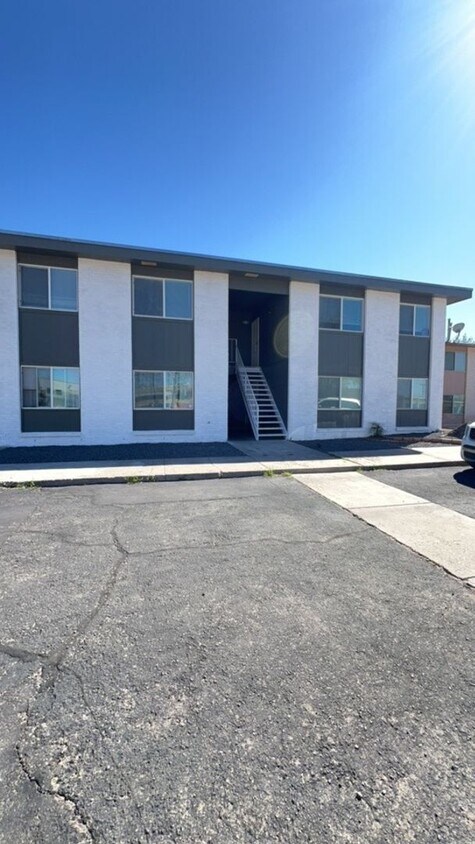 10624 Towner Ave NE Unit # B, Albuquerque, NM 87112 - Room for Rent in ...