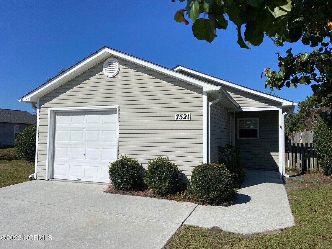 7521 Foxwerth Dr, Wilmington, NC 28411 - House Rental in Wilmington, NC ...