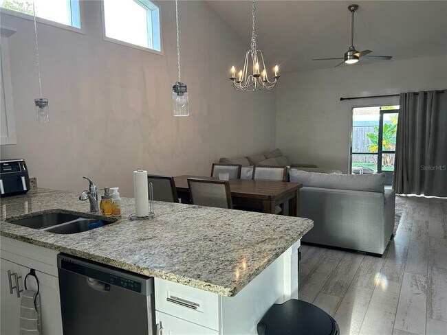 11648 Sunshine Pond Rd, Tampa, FL 33635 - House Rental in Tampa, FL ...