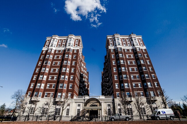 The Marott Apartments - Indianapolis, IN | Apartments.com