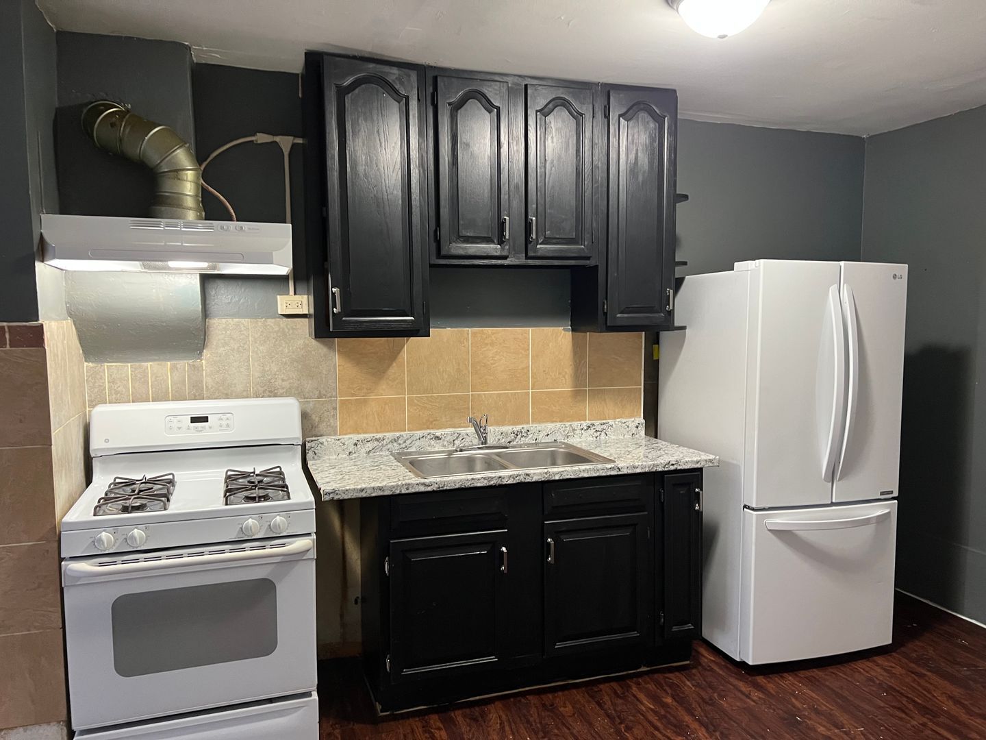 143 N 4th St Unit 1st Floor, Reading, PA 19601 - Room for Rent in ...