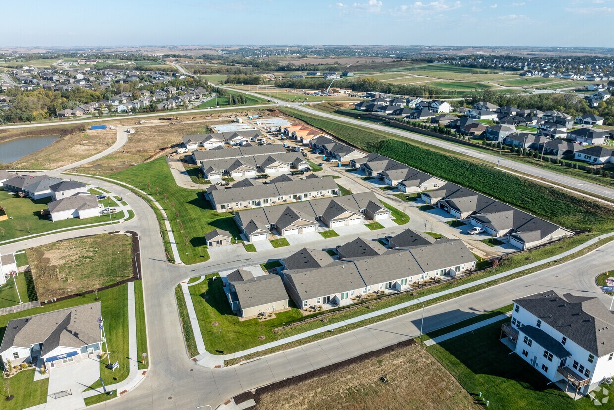 Redwood Bennington Townhomes for Rent - Bennington, NE | Apartments.com