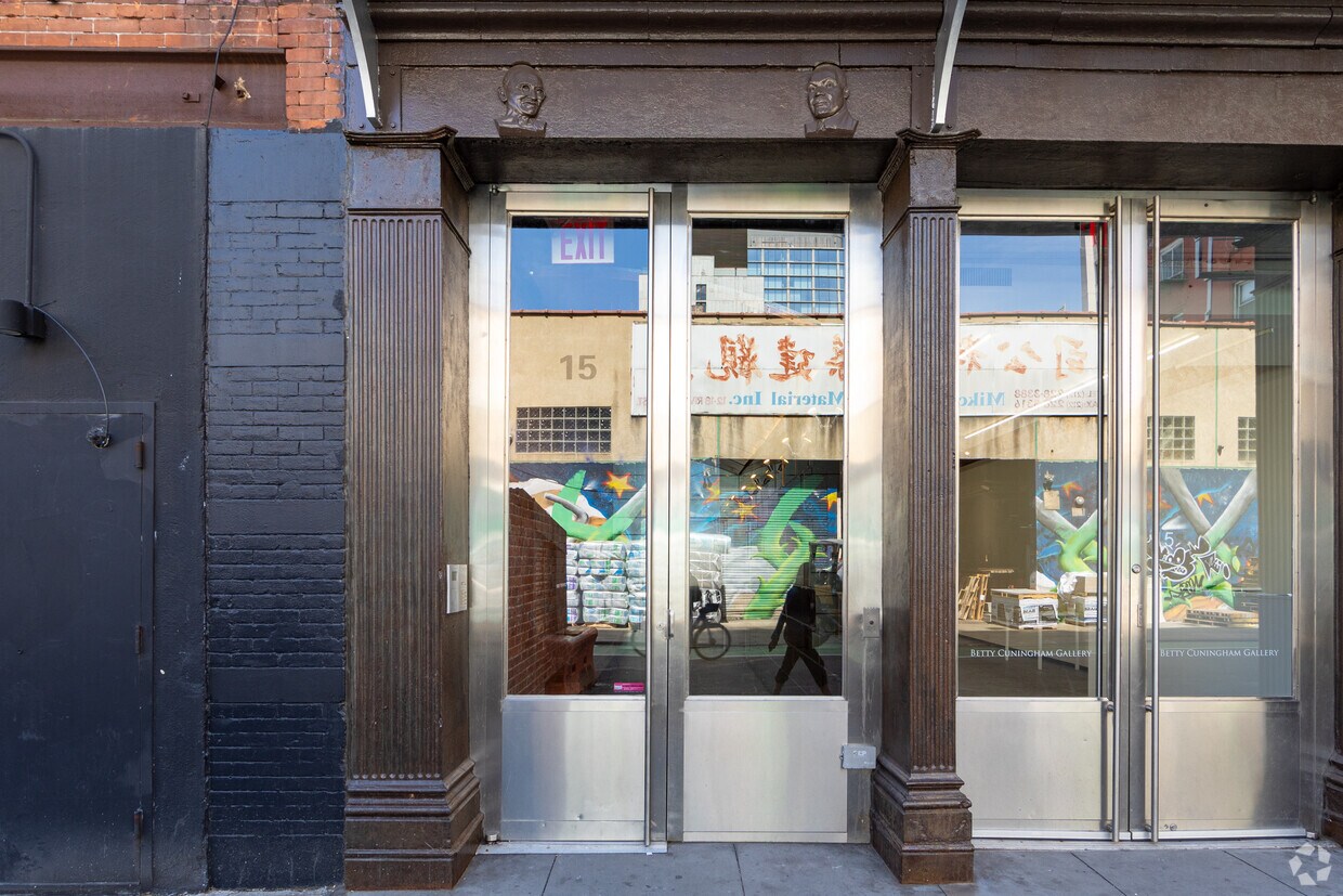15 Rivington St, New York, NY 10002 - 15 Rivington St New York, NY ...