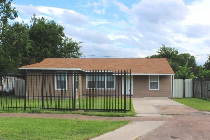 5722 Pershing St, Houston, TX 77033 - House Rental in Houston, TX ...
