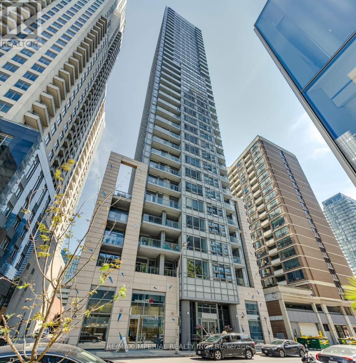 21 Balmuto St Unit 1101, Toronto, ON M4Y 1W4 - Apartment for Rent in ...