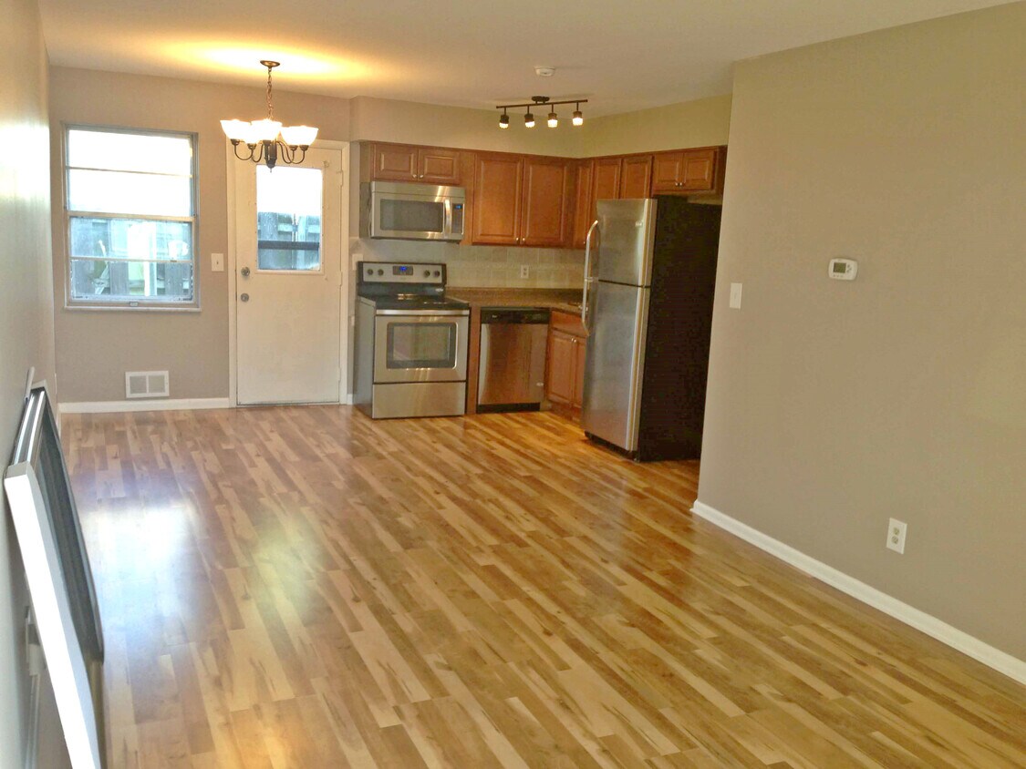 5743 Pine Tree St W, Columbus, OH 43229 - Townhome Rentals in Columbus ...