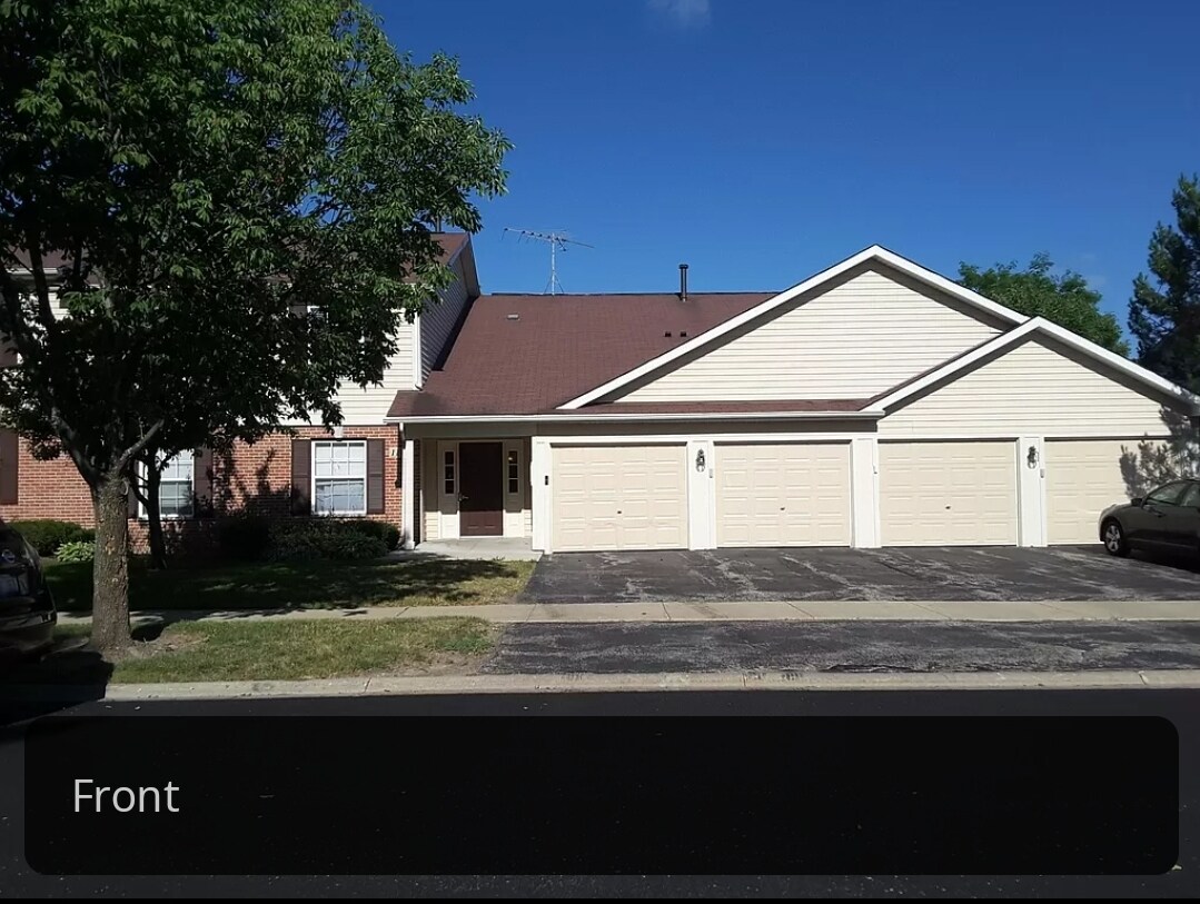 1175 N Village Dr Unit 1, Round Lake Beach, IL 60073 - Condo for Rent ...