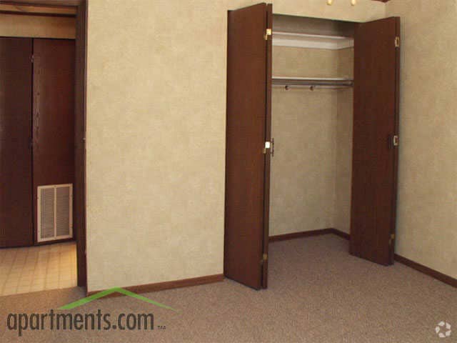 Garden Terrace - 8725 Del Ray Ct Tampa, FL 33617 | Apartments.com