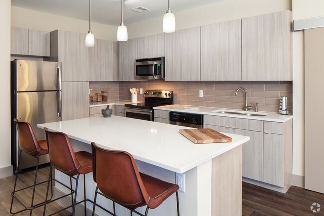 French Quarter Loft Apartments for Rent - New Orleans, LA - 123 Rentals ...