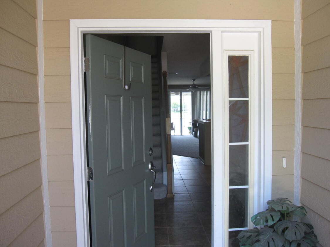 11276 Campfield Cricle, Jacksonville, FL 32256 - Townhome Rentals in ...