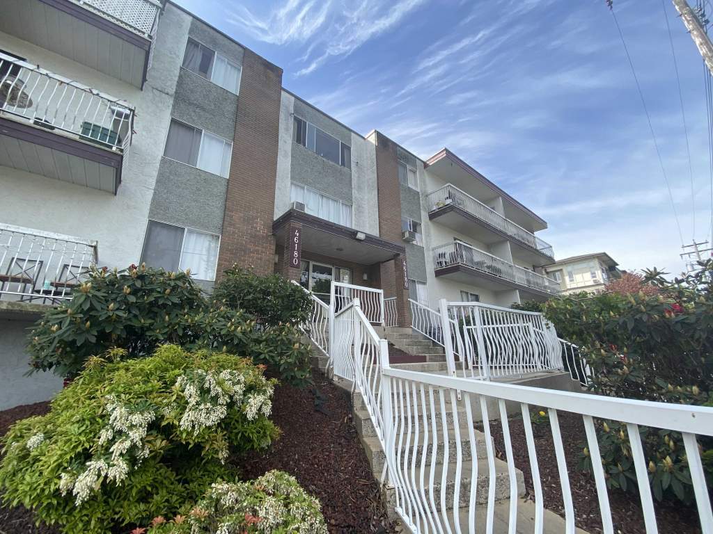Cheam View Apartments 1 Apartments - 46180 Bole Ave Chilliwack, BC ...