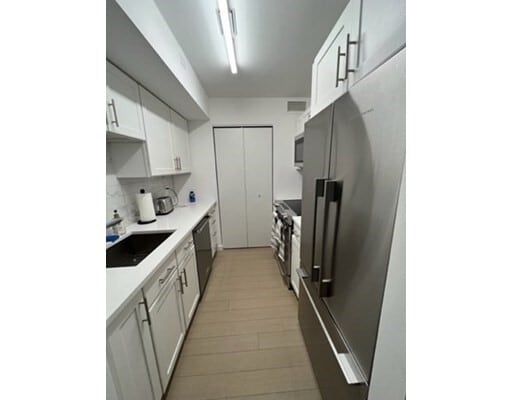 1 Devonshire Pl Unit 1203, Boston, MA 02109 - Room for Rent in Boston ...