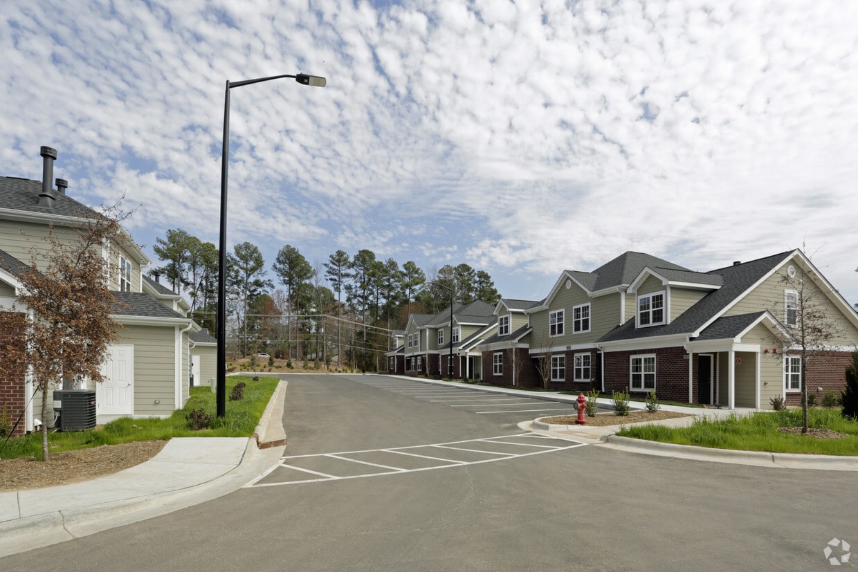 Glenbrook East and West - 5010 Garrett Rd Durham, NC 27707 | Apartments.com